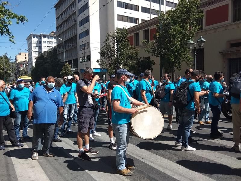 ΣΥΓΚΕΝΤΡΩΣΗ, ΠΟΡΕΙΑ ΕΡΓΑΖΟΜΕΝΩΝ ΣΤΑ ΛΙΠΑΣΜΑΤΑ ΚΑΒΑΛΑΣ (photo, video ...